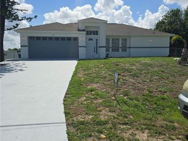 902 Adeline Ave, Lehigh Acres, FL 33971