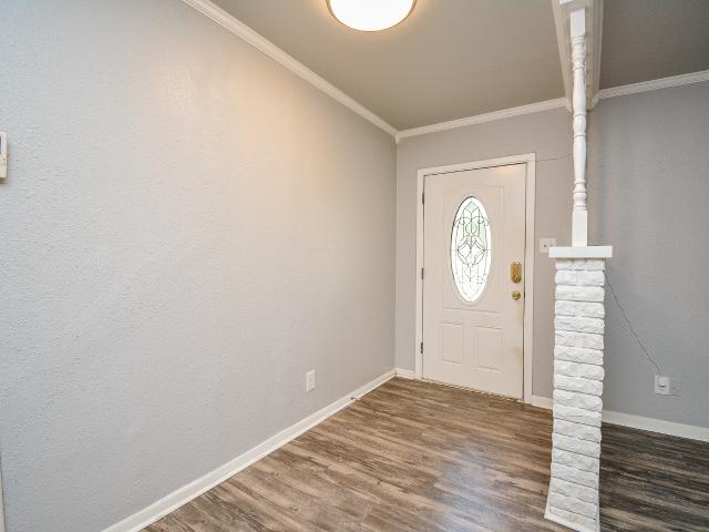 902 Avenue I