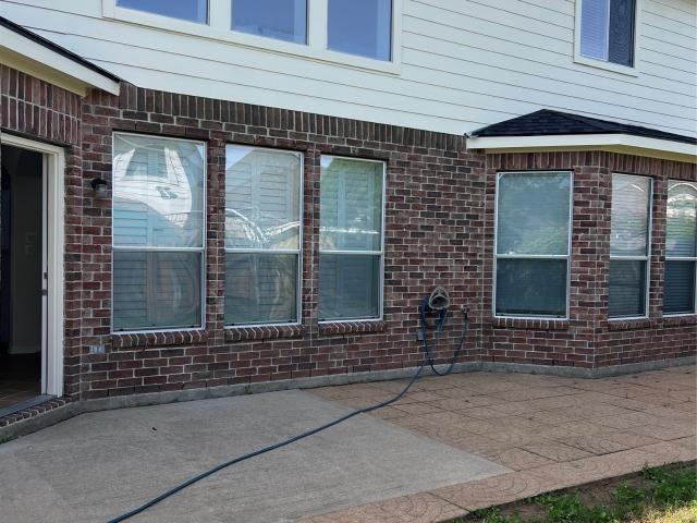 902 Brandy St, Stafford, TX 77477 | MLS #34001