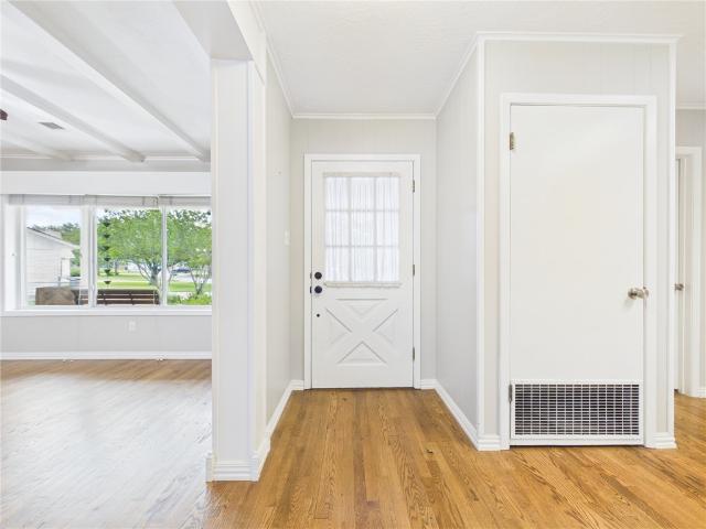 902 Briar Bend Court