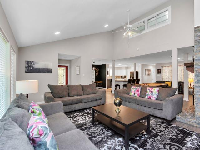 902 Golden Bear Ln, Houston, TX 77339 | MLS #65361