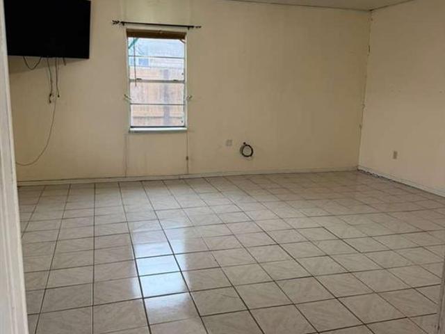 902 Del Monte Drive