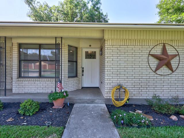 902 Dunman Dr