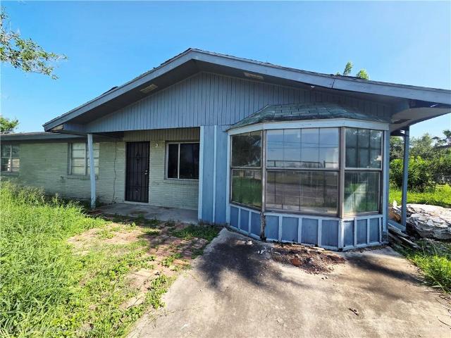 902 E Alberta Road