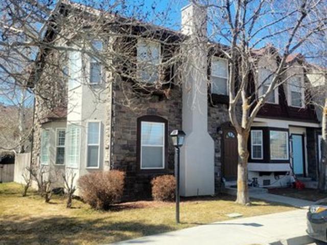 902 E Hamlet Cir N, Midway, UT 84049