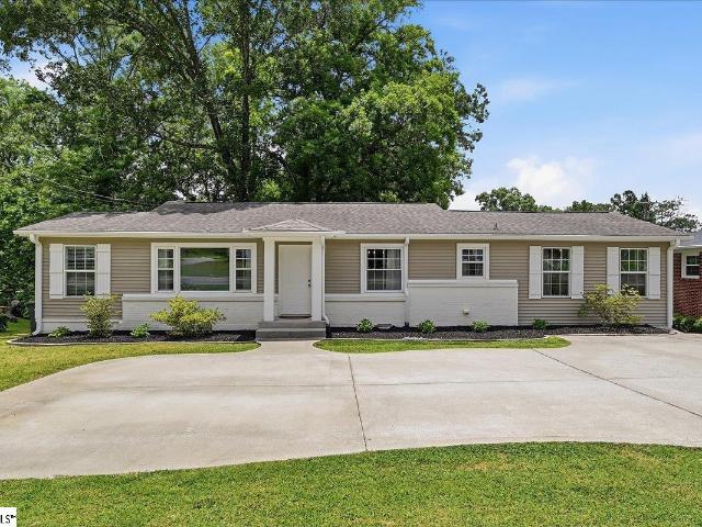 902 E Lee Road