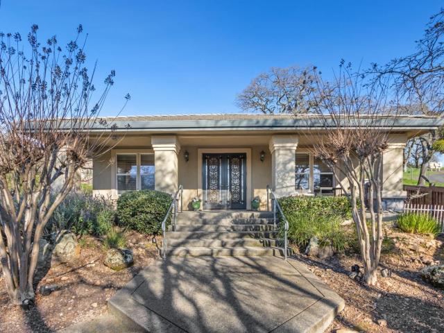 902 Eastridge Dr, Fairfield, CA 94534 | MLS #326002