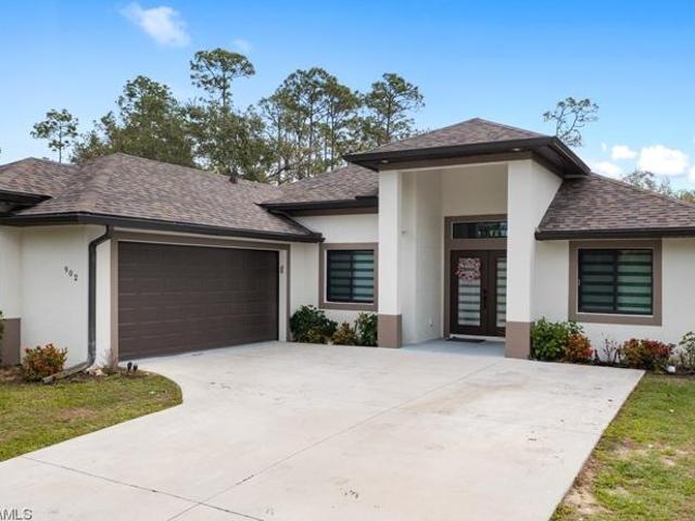 902 Edison Ave, Lehigh Acres, FL 33972
