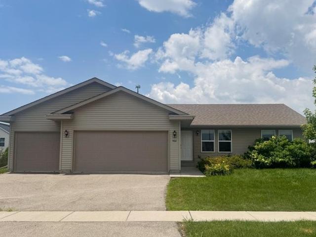 902 Foley Rd, Belvidere, IL 61008