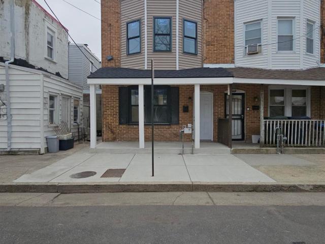 902 Keener Ave
