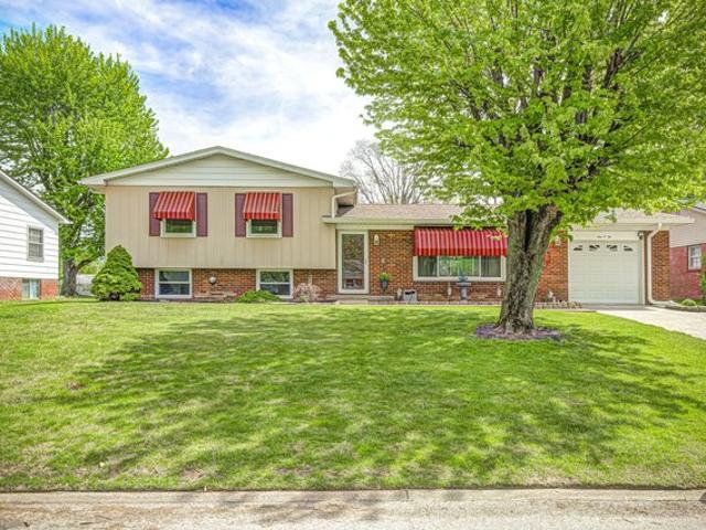 902 Old Orchard Rd, Anderson, IN 46011