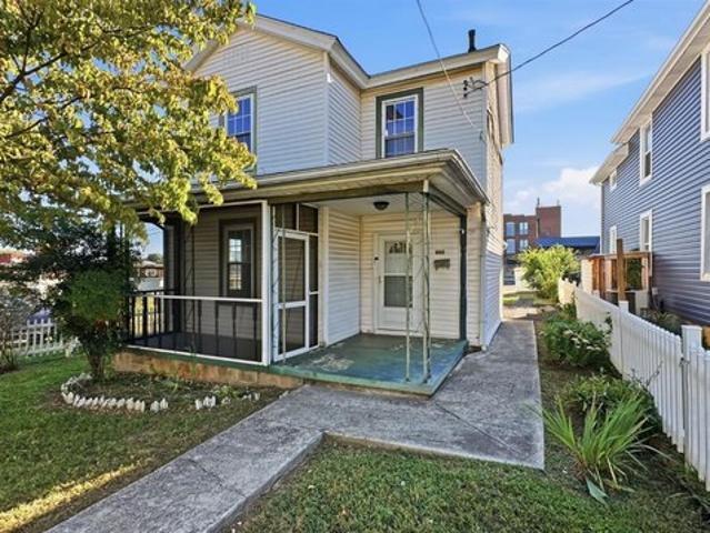 902 Orchard St, Lynchburg, VA 24501