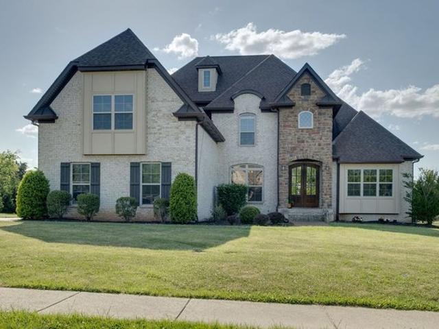 902 Larkspur Ln, Lebanon, TN 37087
