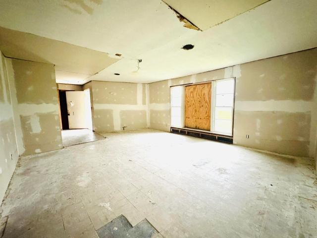 902 Mount Holly Rd