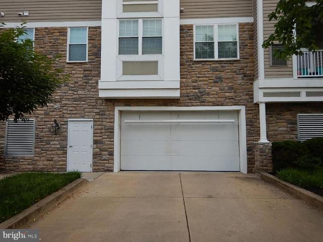 902 Macphail Woods Crossing # 1E