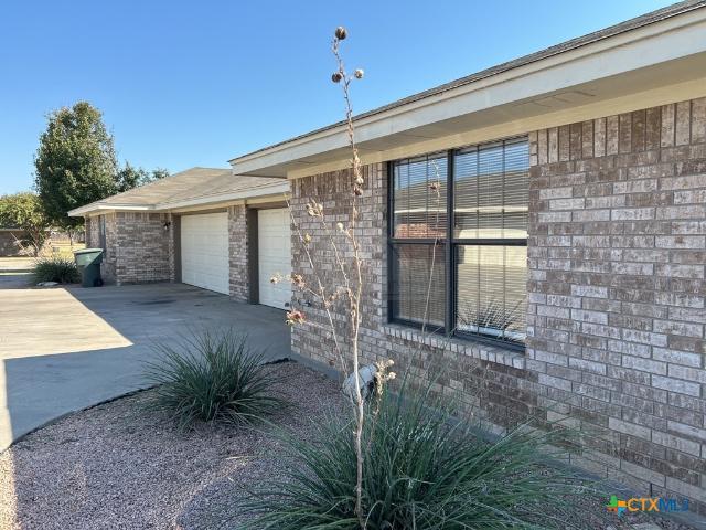 902 McDaniel Cir, Killeen, TX 76543 | MLS #591688