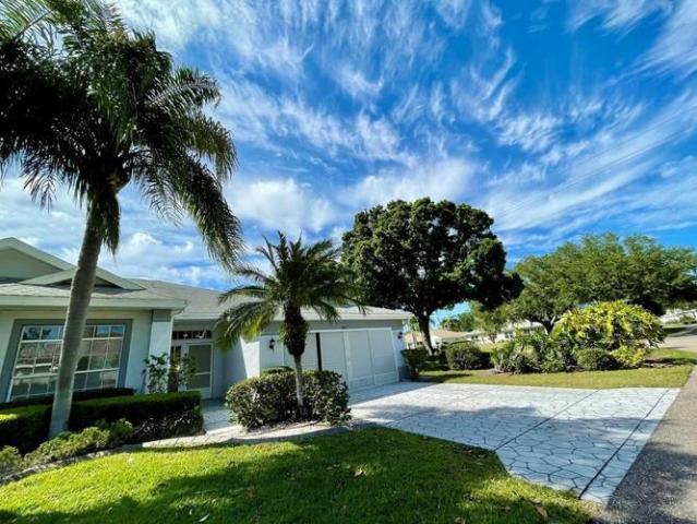 902 McDaniel St #1, Sun City Center, FL 33573