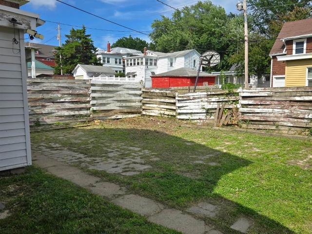 902 N 8Th Street