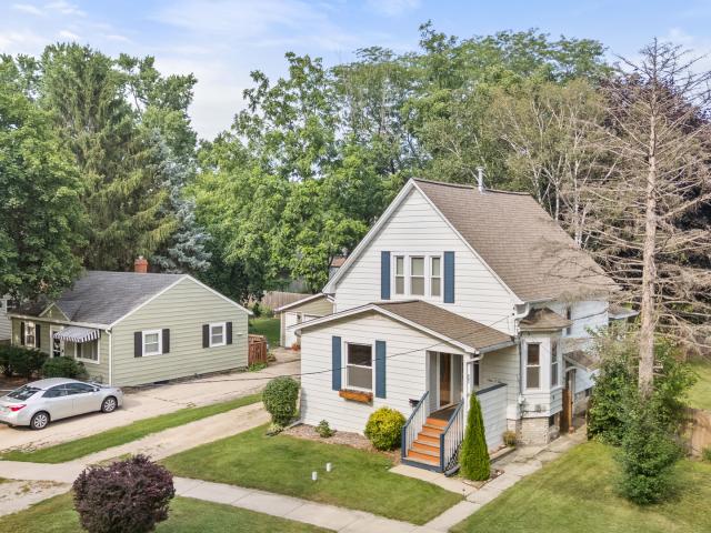 902 N 12th Street