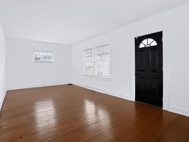 902 N Drexel Avenue