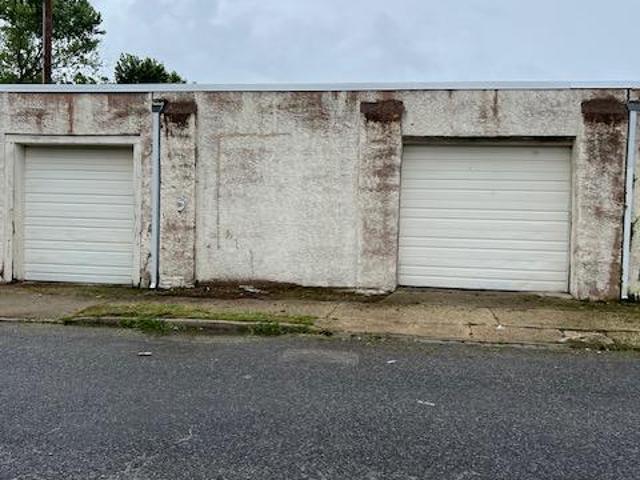 902 N High Street