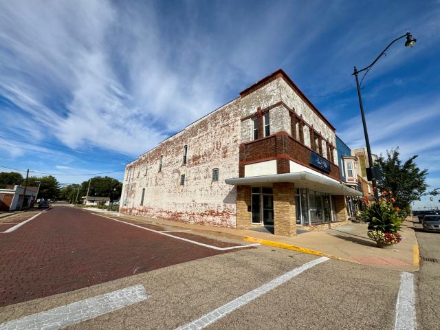 902 N Main Street