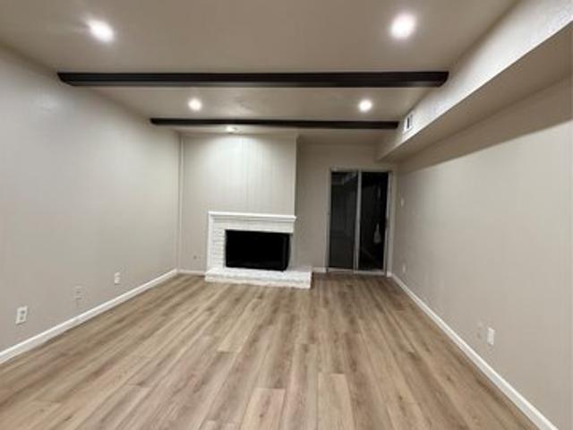 902 S Weatherred Dr Unit 902F, Richardson, TX 75080