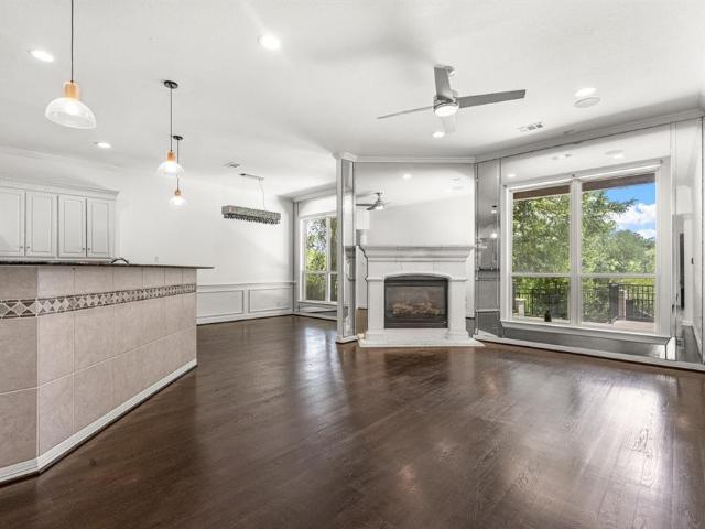 902 Saint George Place
