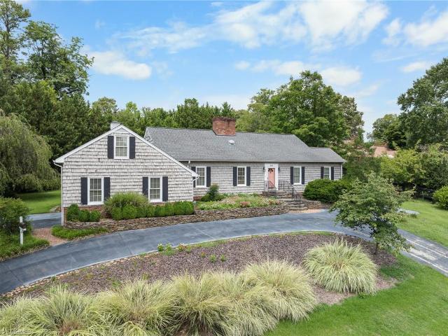 902 Sedgewick Lane
