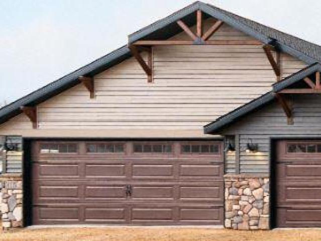 902 Silverthorne Dr
