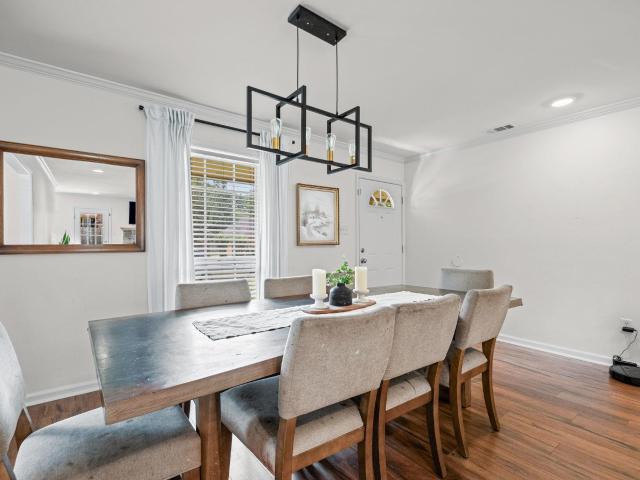 902 quail chase ln