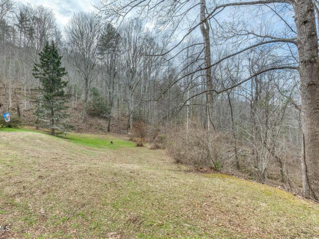 902 R D Campbell Road