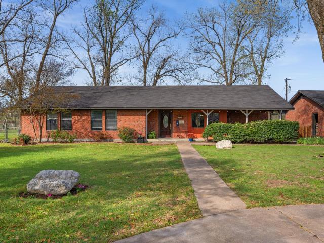 902 Ray Berglund Blvd