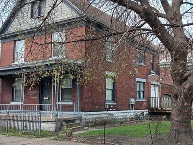 902 W 17th St, Erie, PA 16502