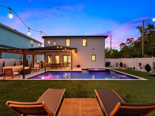 902 W Plymouth St, Tampa, FL 33603 | MLS #TB8449 | Compass