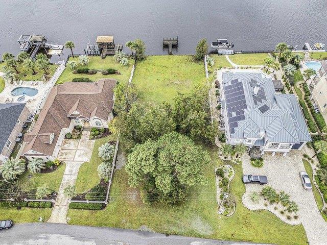 902 Waterside St, North Myrtle Beach, SC 29582