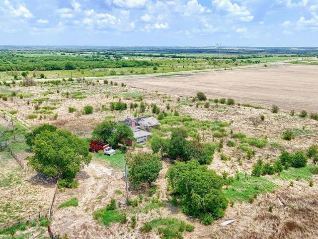 902 & Wall St, Howe, TX 75459 | MLS #20996