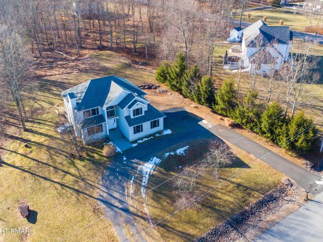 902 Thornberry Court
