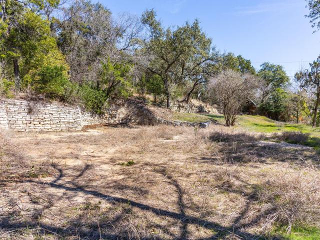 902 Yaupon Valley Rd