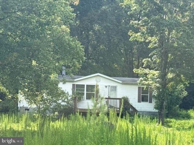 9034 Dutton Rd, North, VA 23128