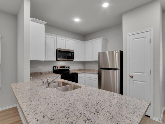 9034 Glen Shadow Dr, Unit 34, San Antonio, TX 78239 | MLS #1956