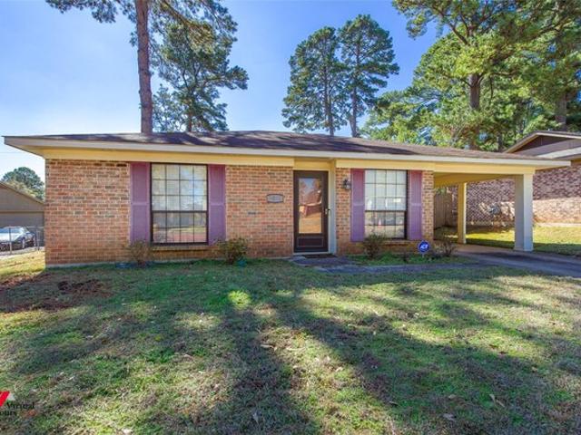 9035 Lone Oak Dr, Shreveport, LA 71118