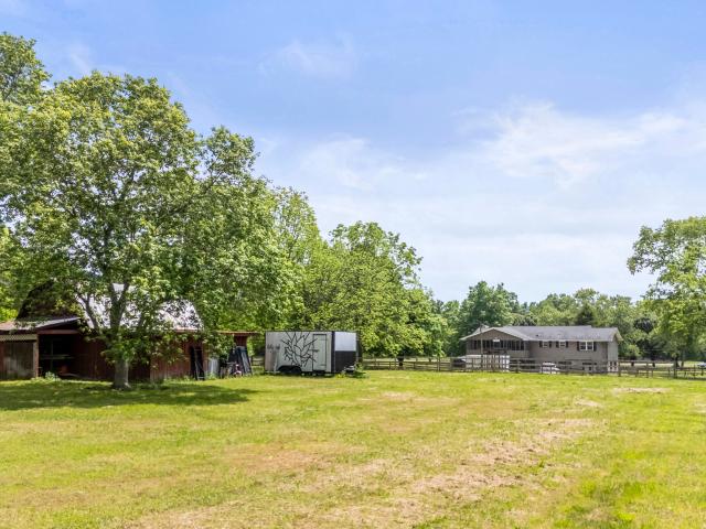 9035 Pleasant Lane