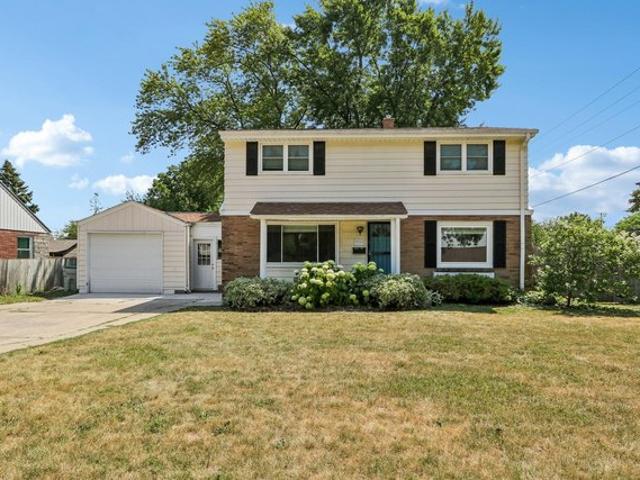 9035 W Morgan Ave, Milwaukee, WI 53228