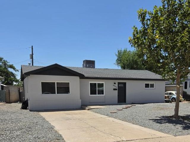 9036 Cordova Ave NE, Albuquerque, NM 87112