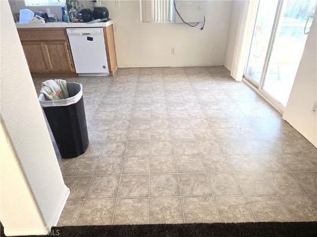 9037 S Loop, California City, CA 93505 | MLS #CV26086