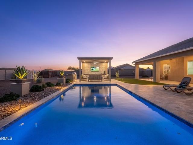 9037 W Garnet Mountain Dr, Casa Grande, AZ 85194