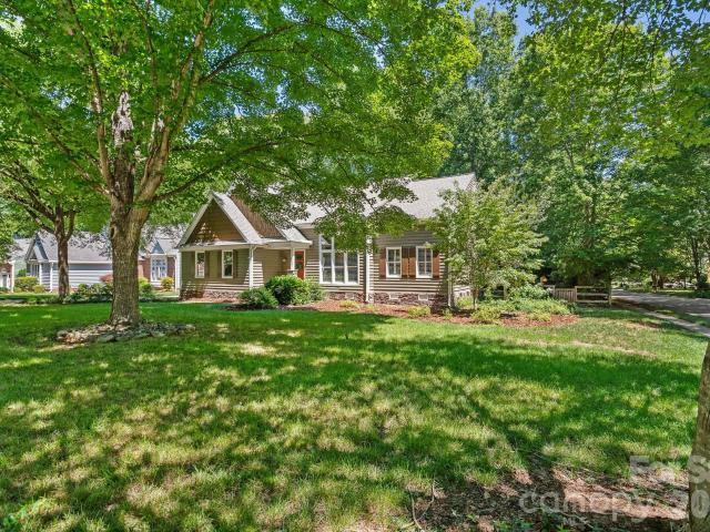 9037 Willow Trace Court