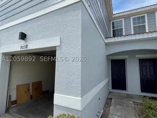 9038 Shepton St, Orlando, FL 32825