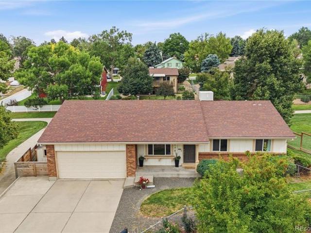 9038 W 77th Pl, Arvada, CO 80005